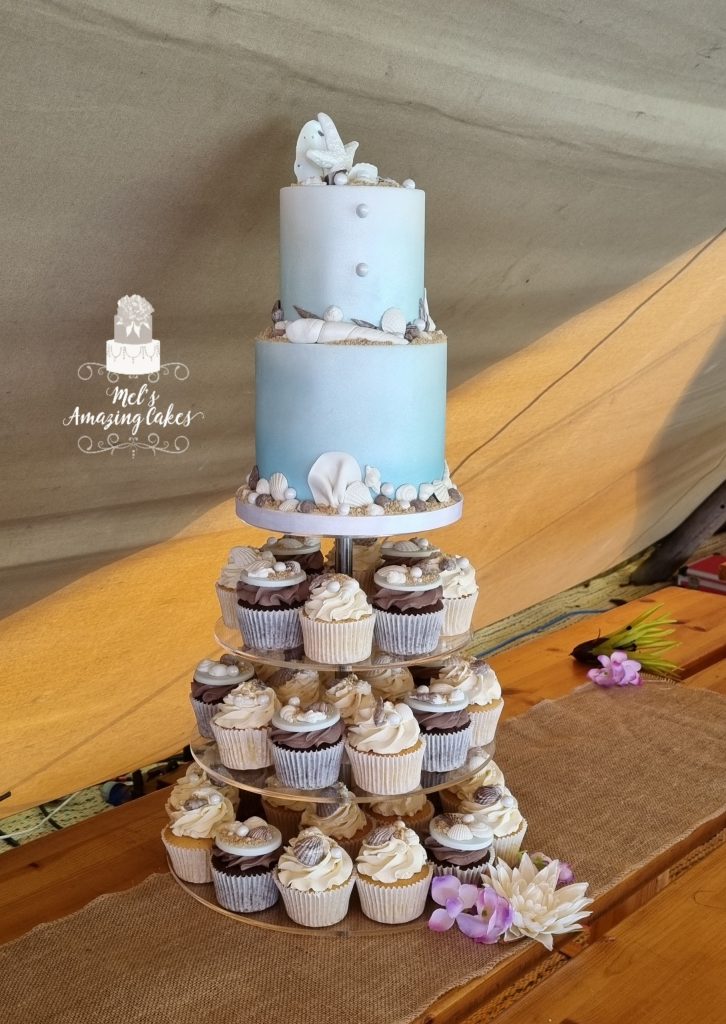 Sea shells wedding cake - Mel's Amazing Cakes